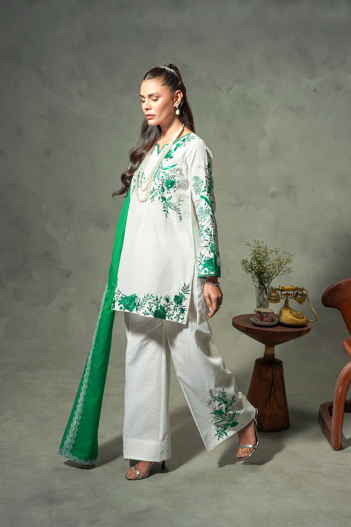Mayal: Elevate Your Style with Timeless Women's Clothing – Mayalpk
