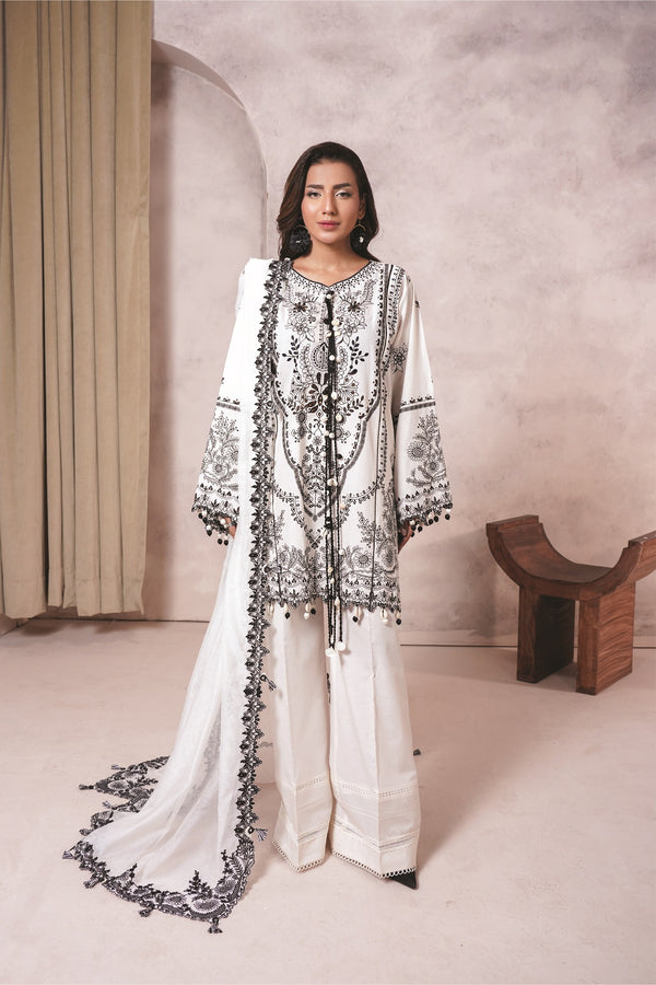 Buy Embroidered & Khaddar Dresses for Women Online in Pakistan | Mayal ...