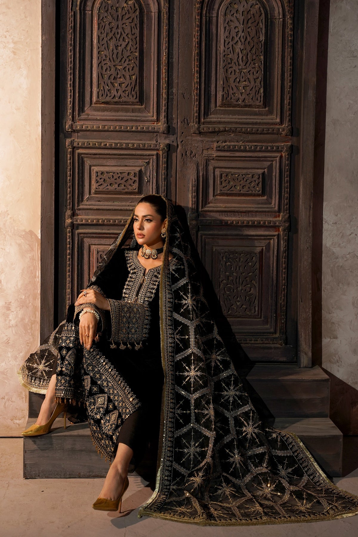 Mayal: Elevate Your Style with Timeless Women's Clothing – Mayalpk