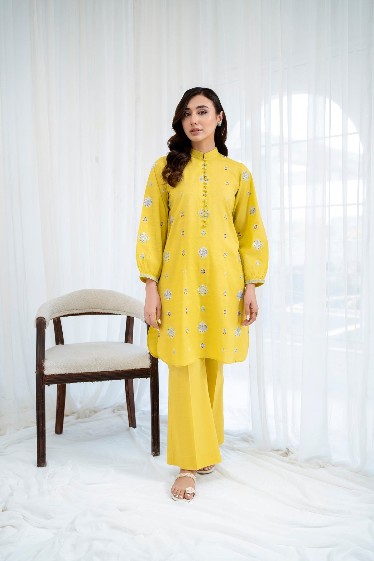 Mayal: Elevate Your Style with Timeless Women's Clothing – Mayalpk
